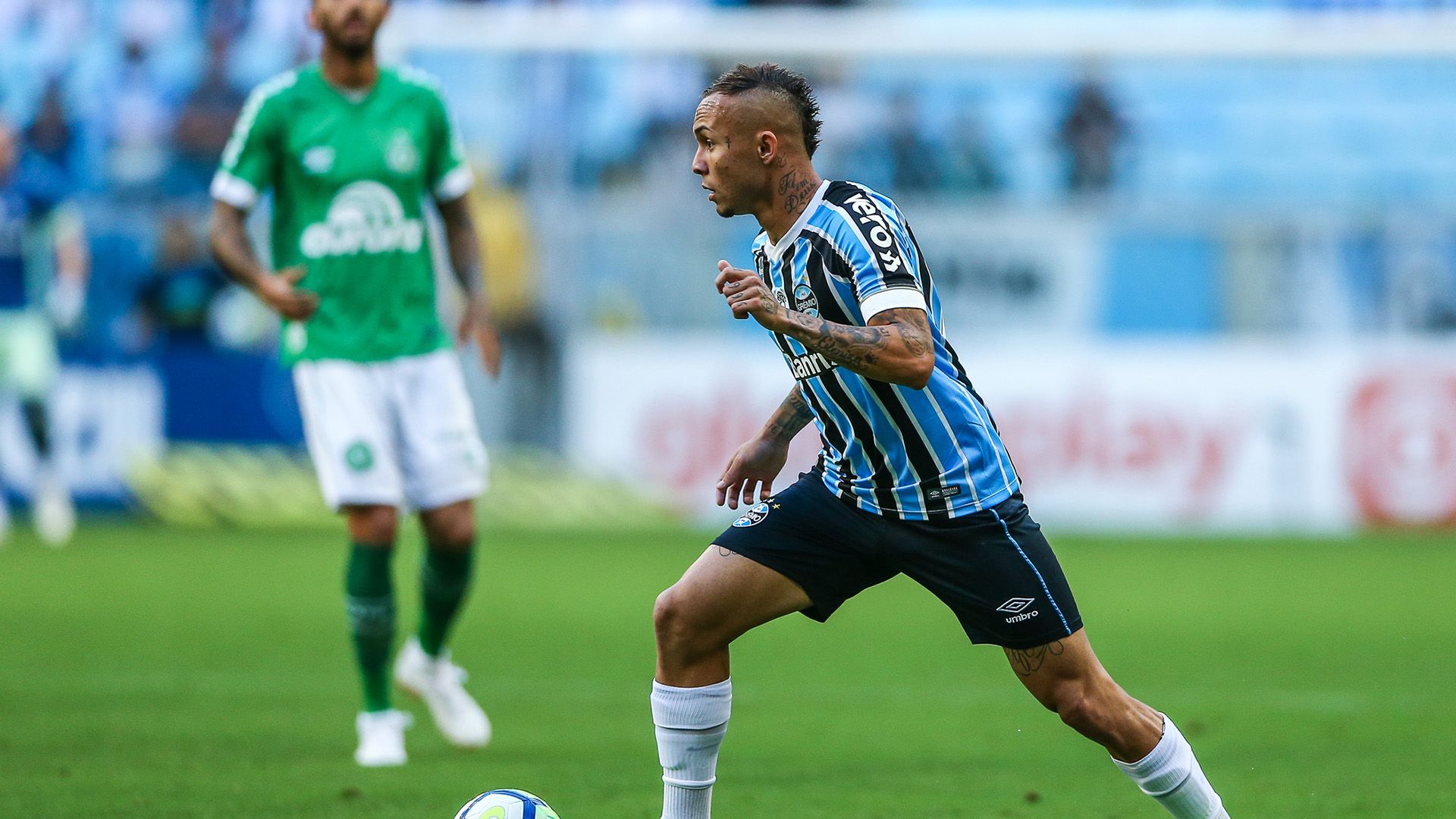 Agora ou meio de 2019? Everton despista, mas não nega sonho por Europa ...