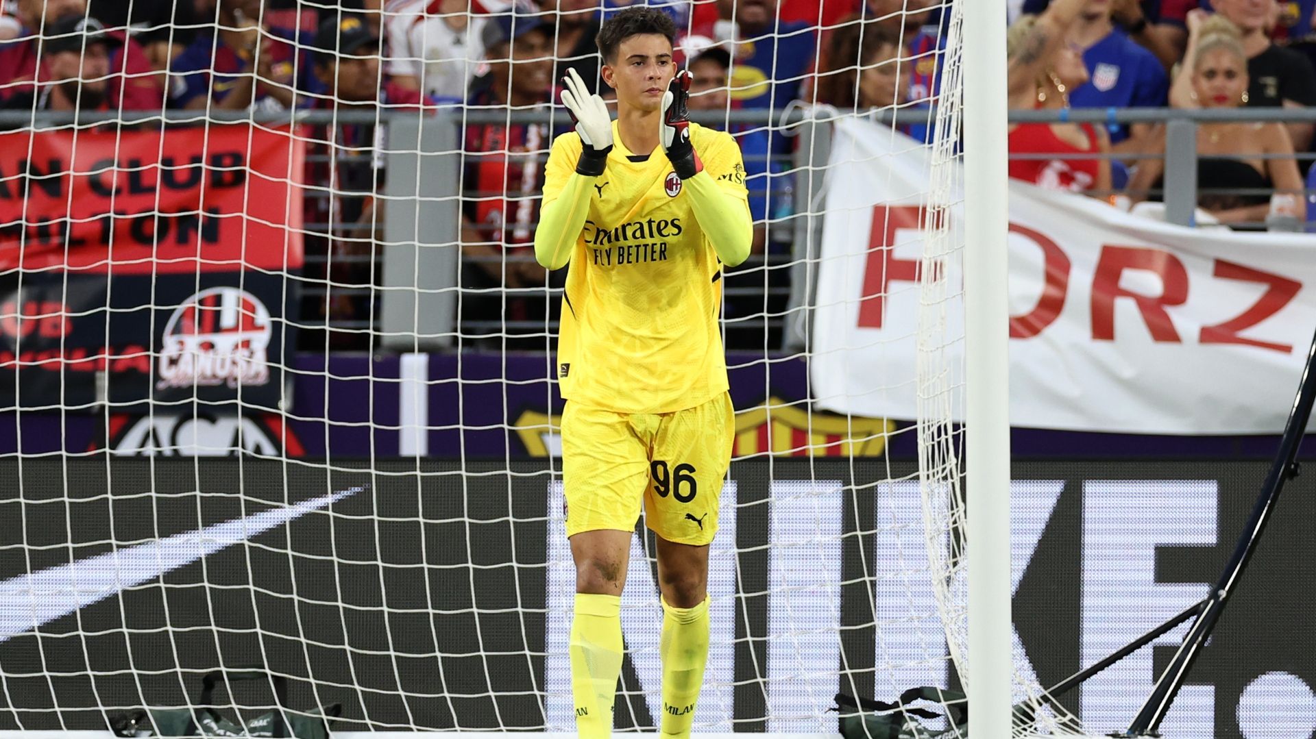 Torriani protagonista in Milan-Arsenal: quattro interventi nel finale e ...