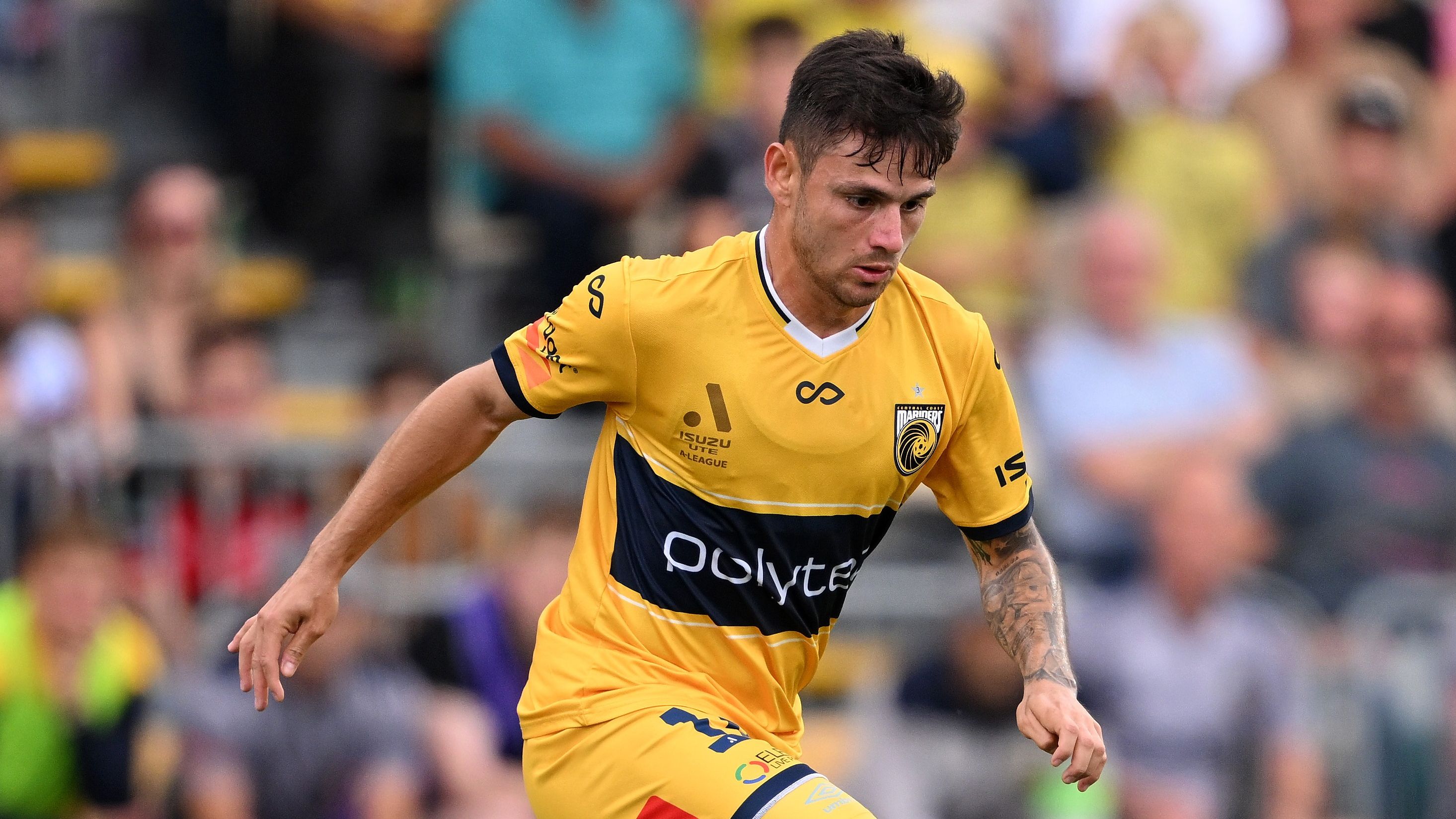 J2ヴァンフォーレ甲府がブラジル人FWドカを期限付き移籍で獲得！名門サントスでプレーした25歳 | Goal.com 日本