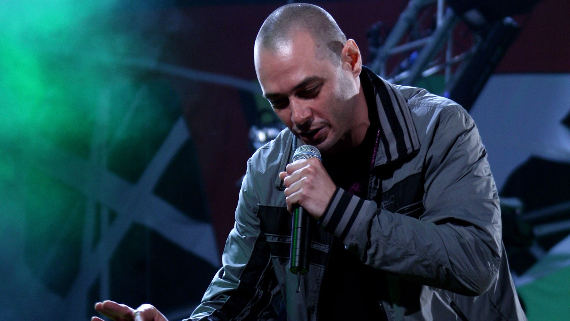 Fabri Fibra tour 2025: scaletta e ordine delle canzoni nei concerti ...