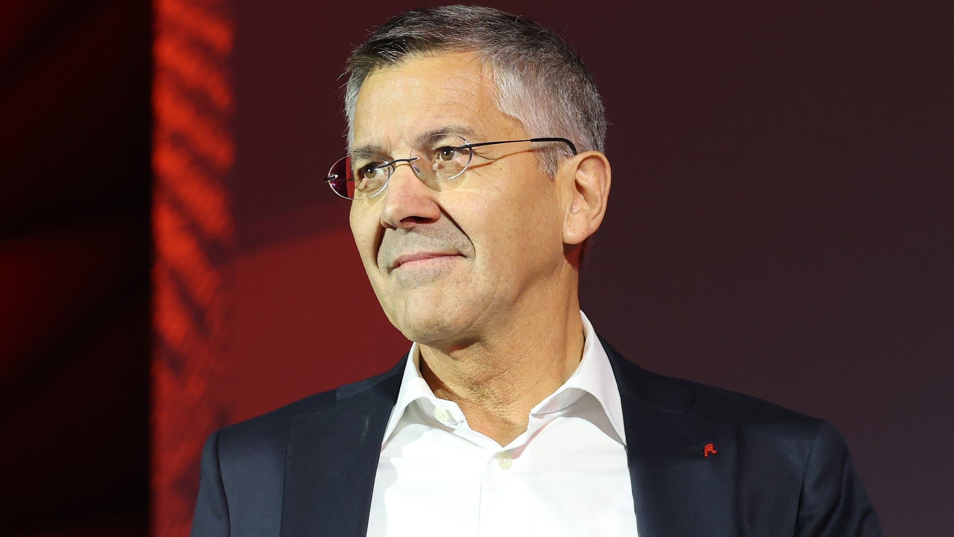 Deutliche Ansage an Real Madrid: FC Bayern spricht Machtwort in der ...