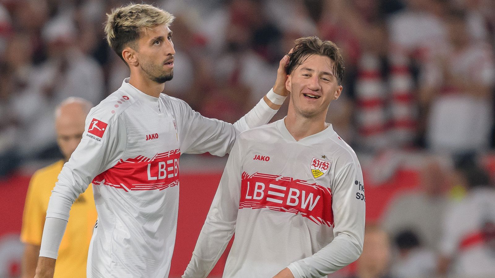 Wer zeigt / überträgt VfB Stuttgart vs. Celta Vigo heute live im Free ...