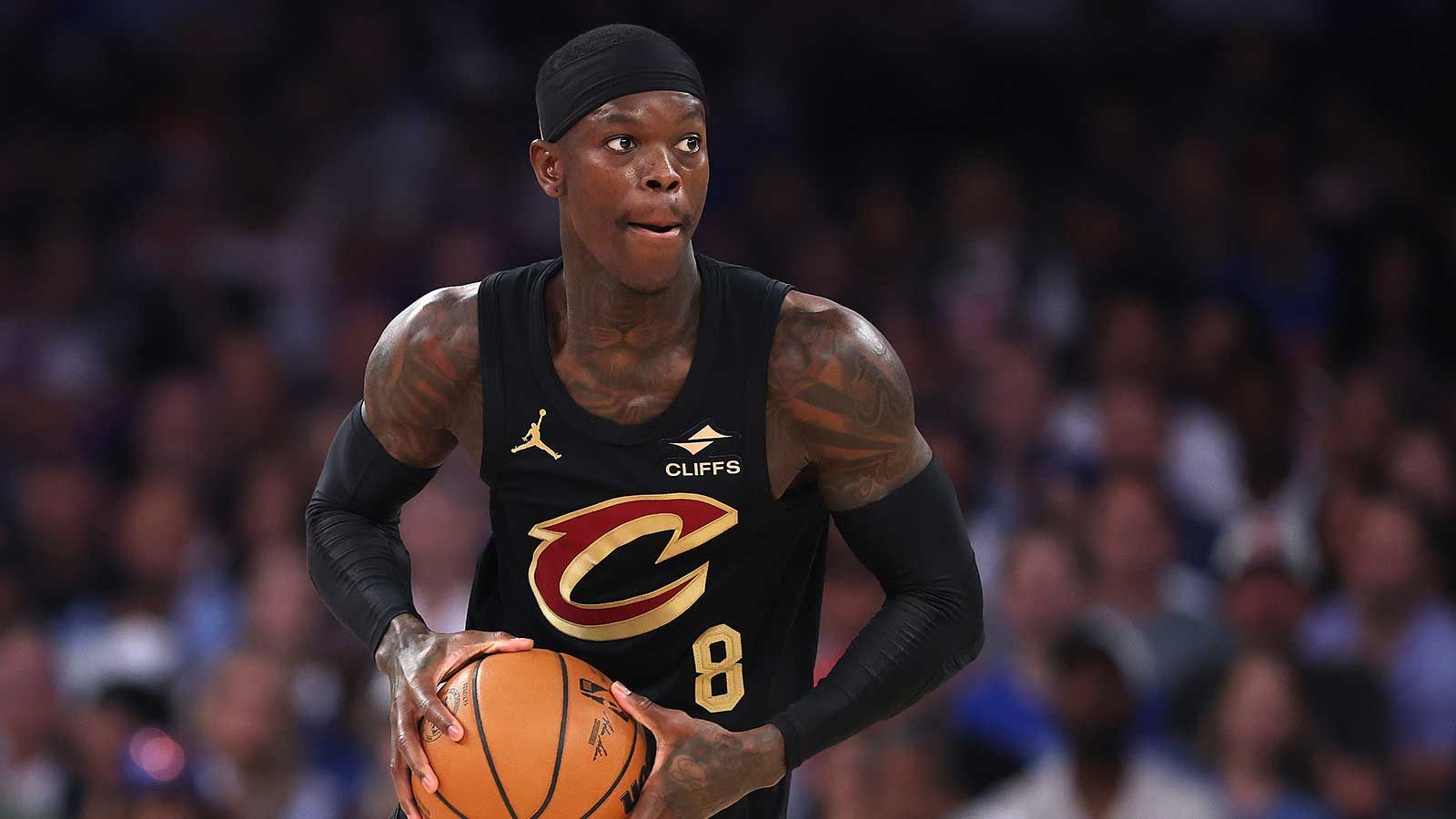 "Bu tam bir saçmalık!" NBA yıldızı Dennis Schröder öfkeli ve övgülerle ...