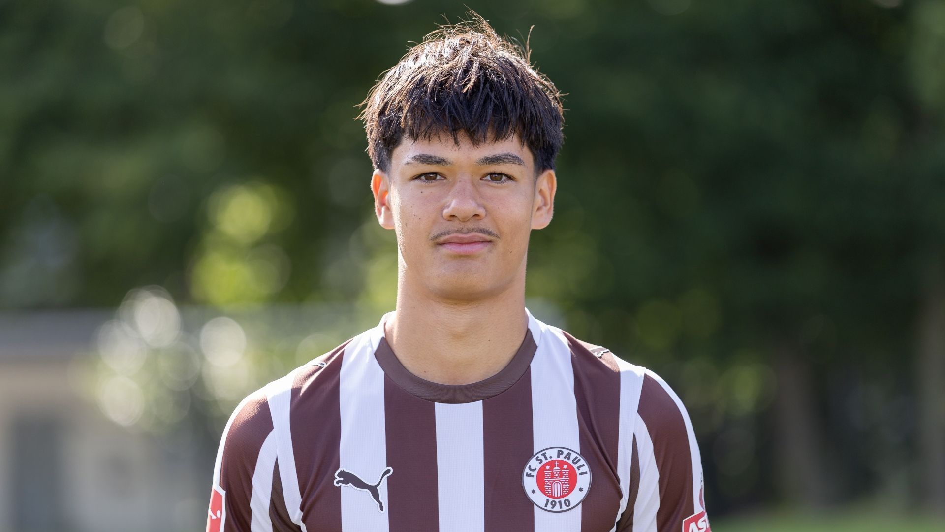 藤田譲瑠チマの同僚に…ザンクト・パウリ、18歳・日独ハーフMFシュミットとプロ契約 | Goal.com 日本