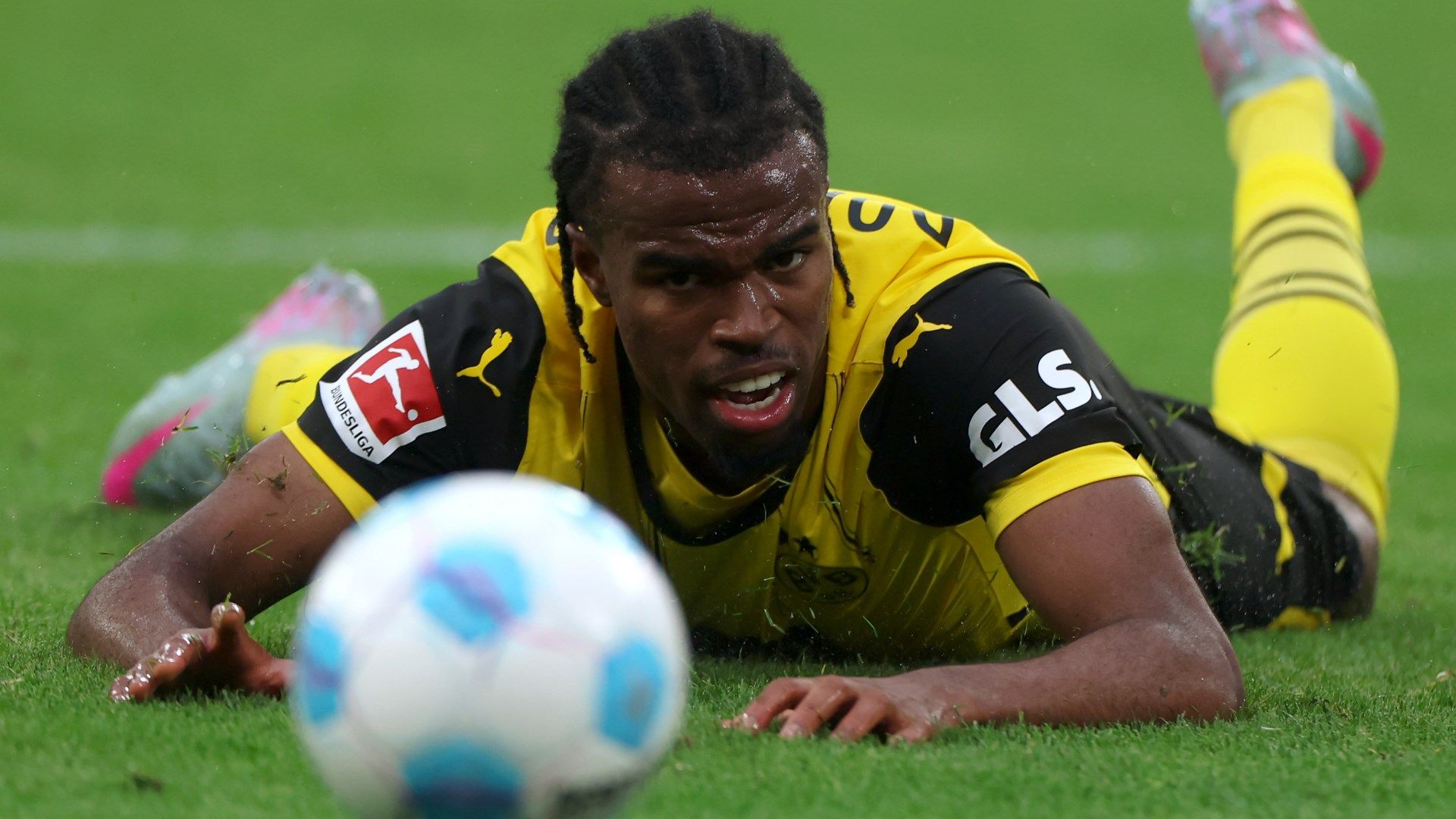 Chelsea and Borussia Dortmund at odds over Carney Chukwuemeka transfer ...