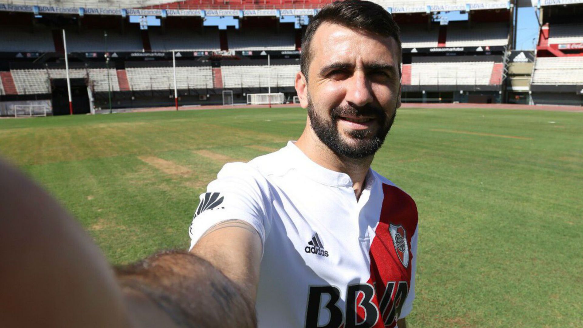 ¿Qué numero de camiseta utilizará Pratto en River? | Goal.com México