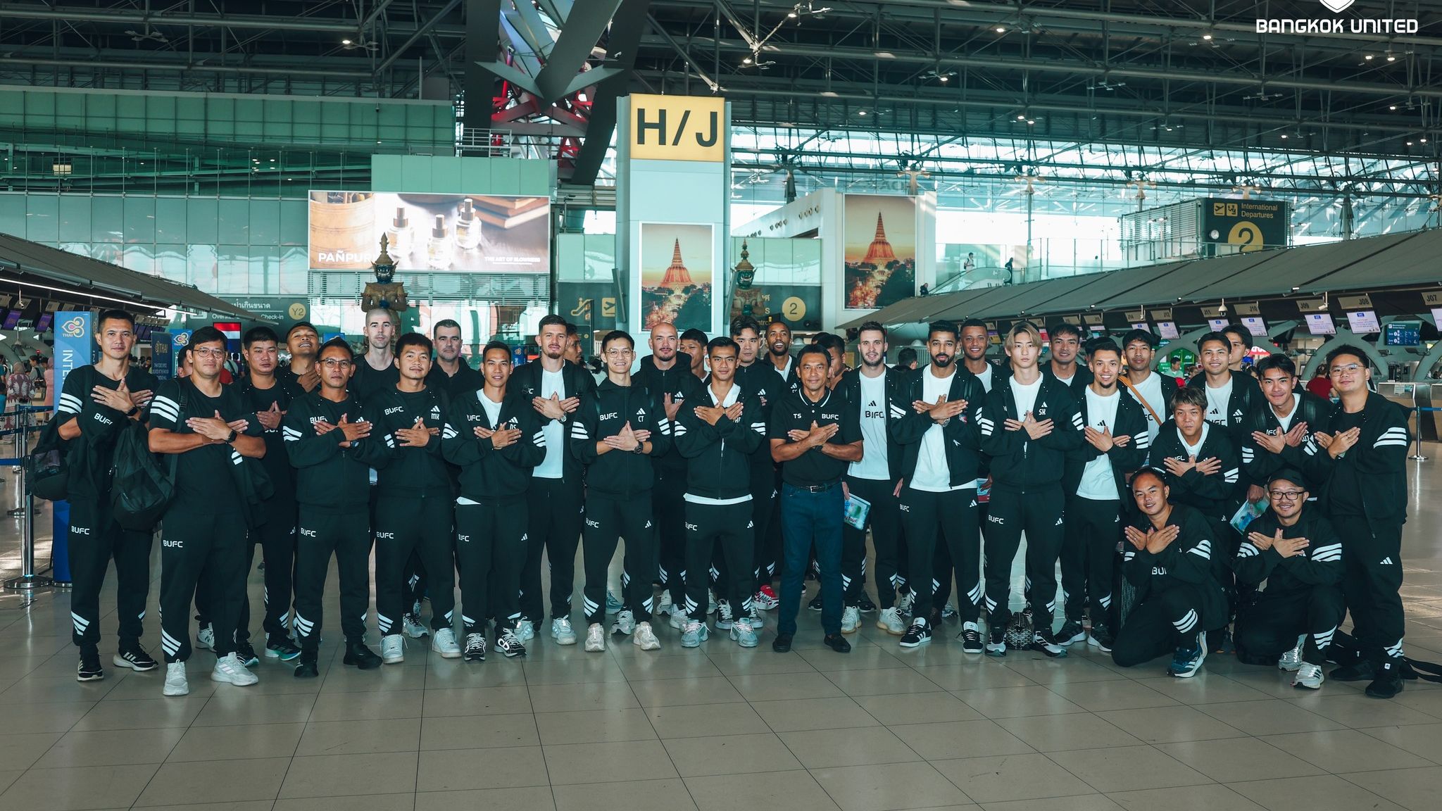 แข้งใหม่พร้อมลุย! ทรู บียู บินดวล เฉิงตู หรงเฉิง คัด ACL | Goal.com ภาษาไทย