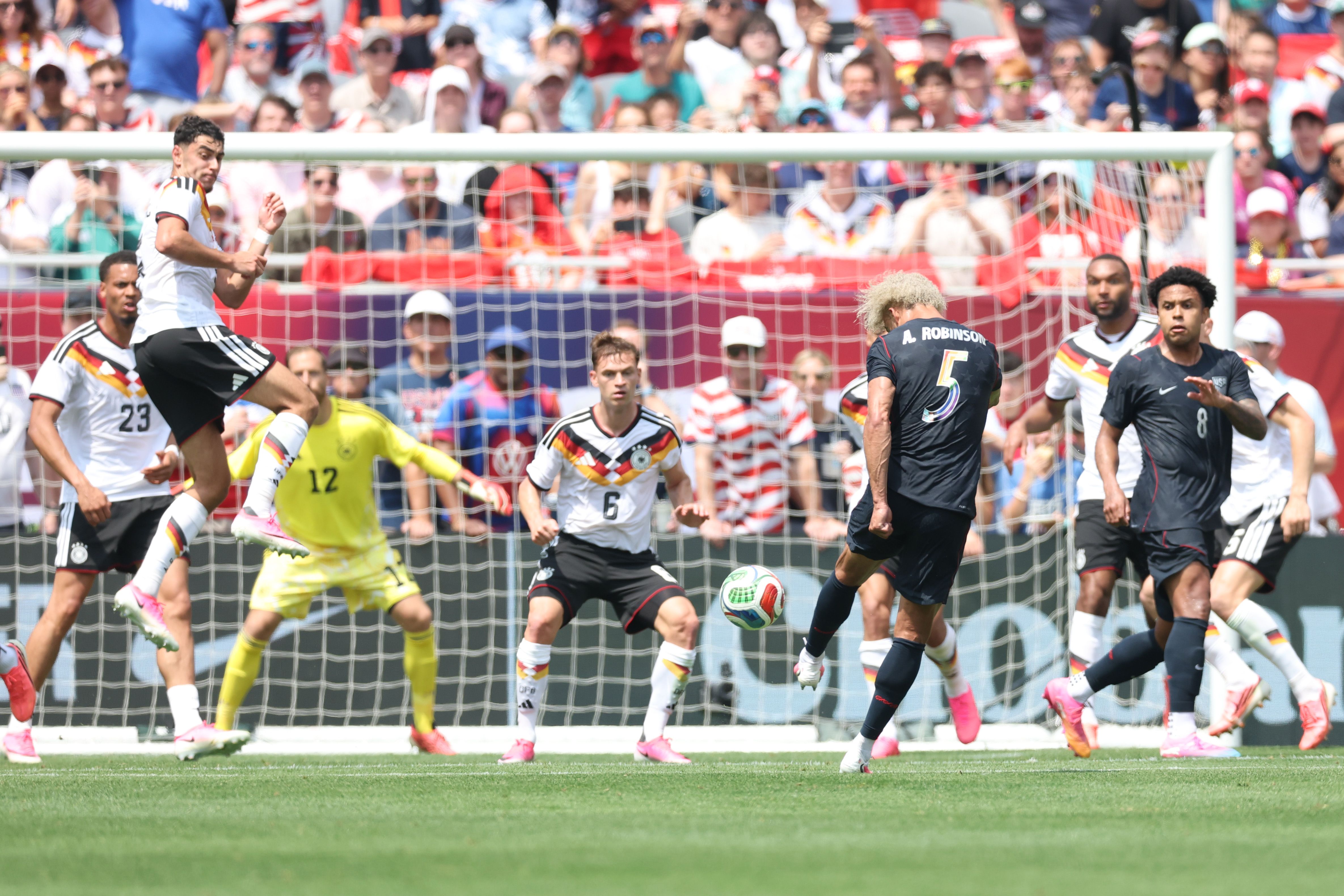 WATCH: USMNT left back Antonee 'Jedi' Robinson scores an all-world ...