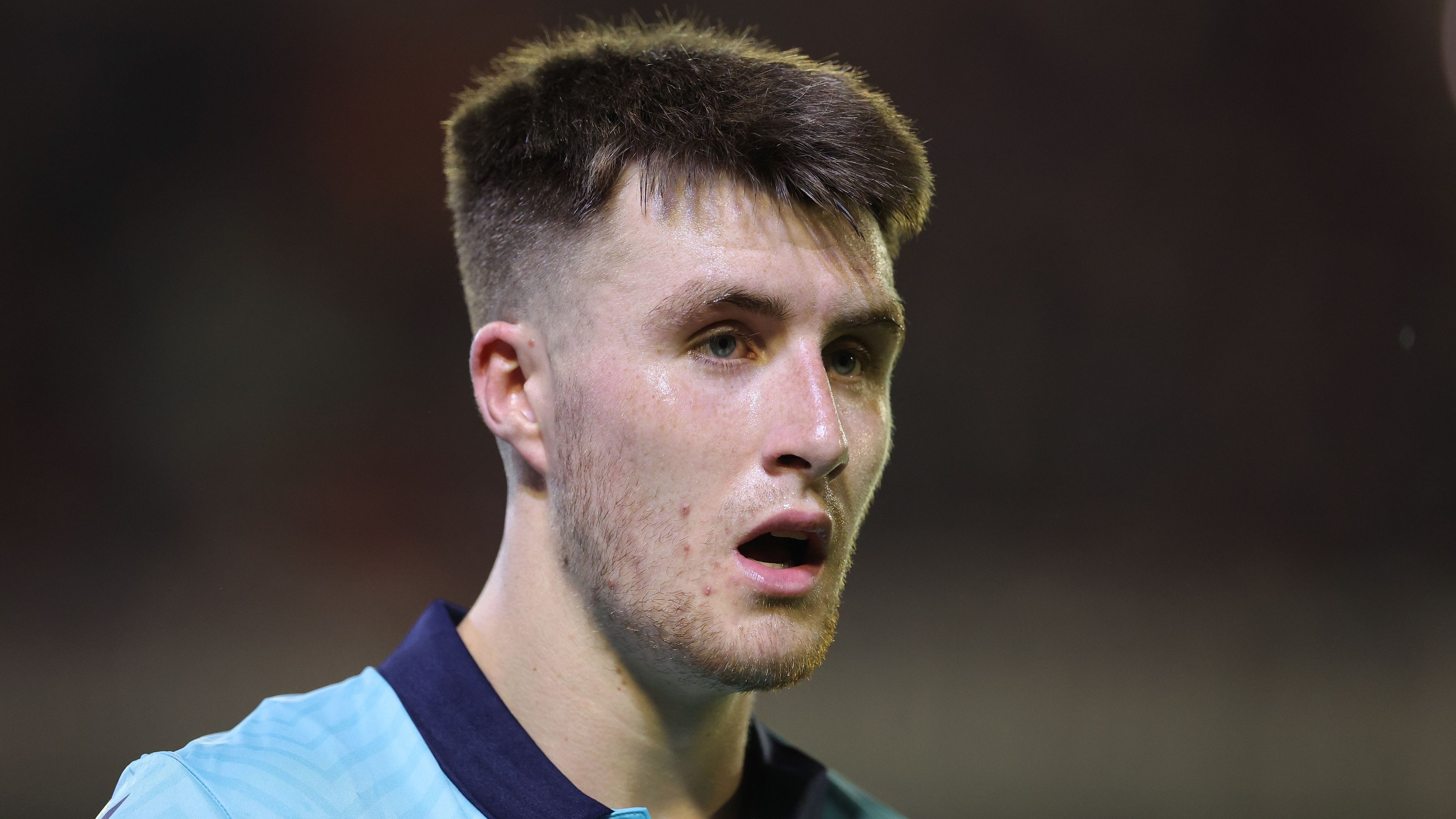 'Not here to make up the numbers' - Wrexham star insists Red Dragons can thrive in Championship ...