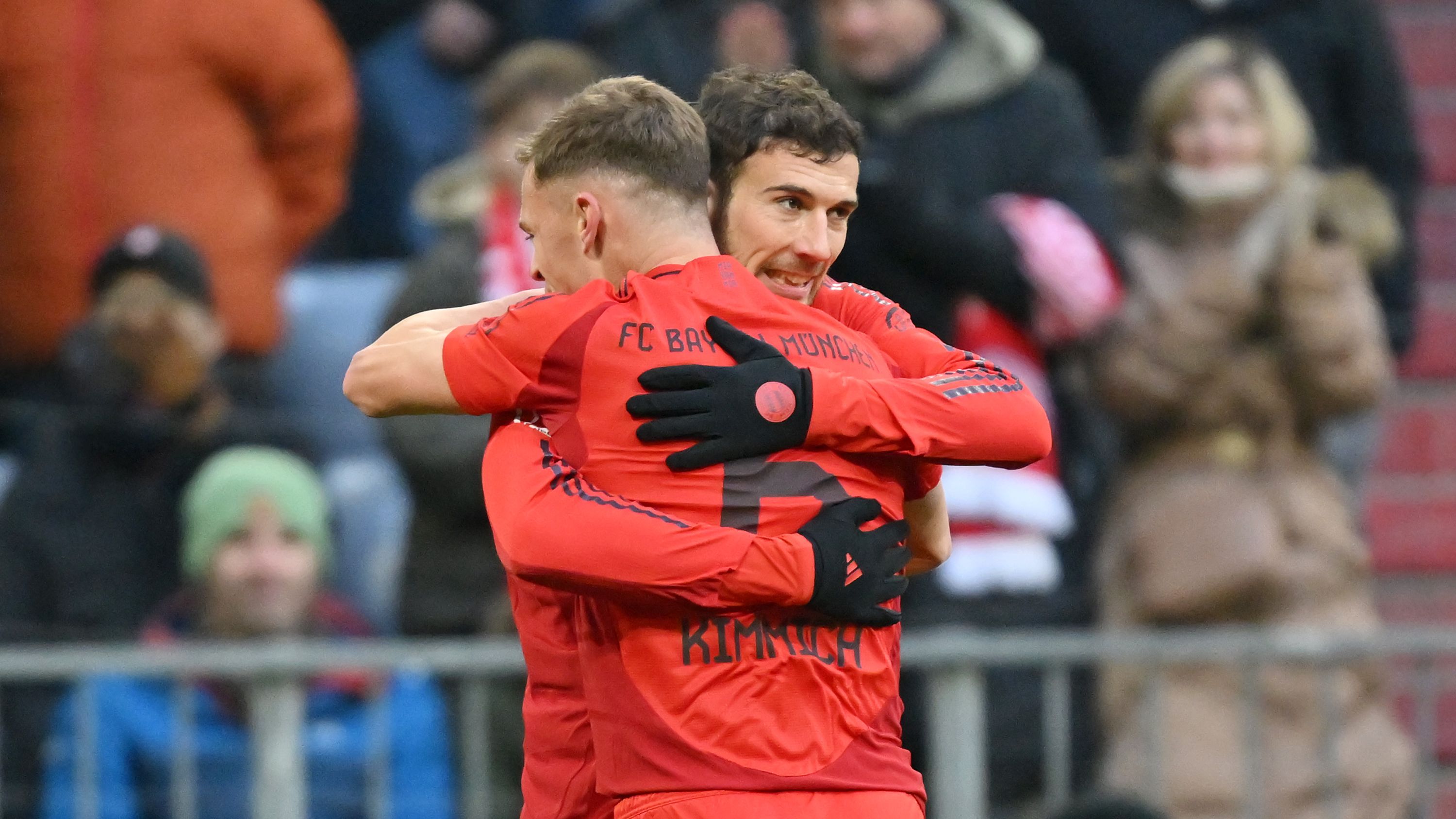 Harry Kane has another miserable day! Leon Goretzka and Michael Olise ...