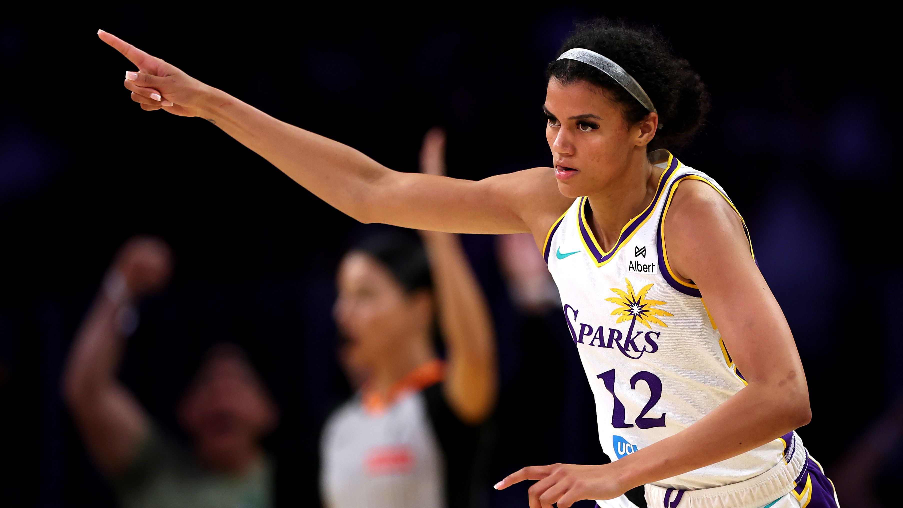 How to watch Golden State Valkyries vs Los Angeles Sparks WNBA game: Live stream, TV channel ...
