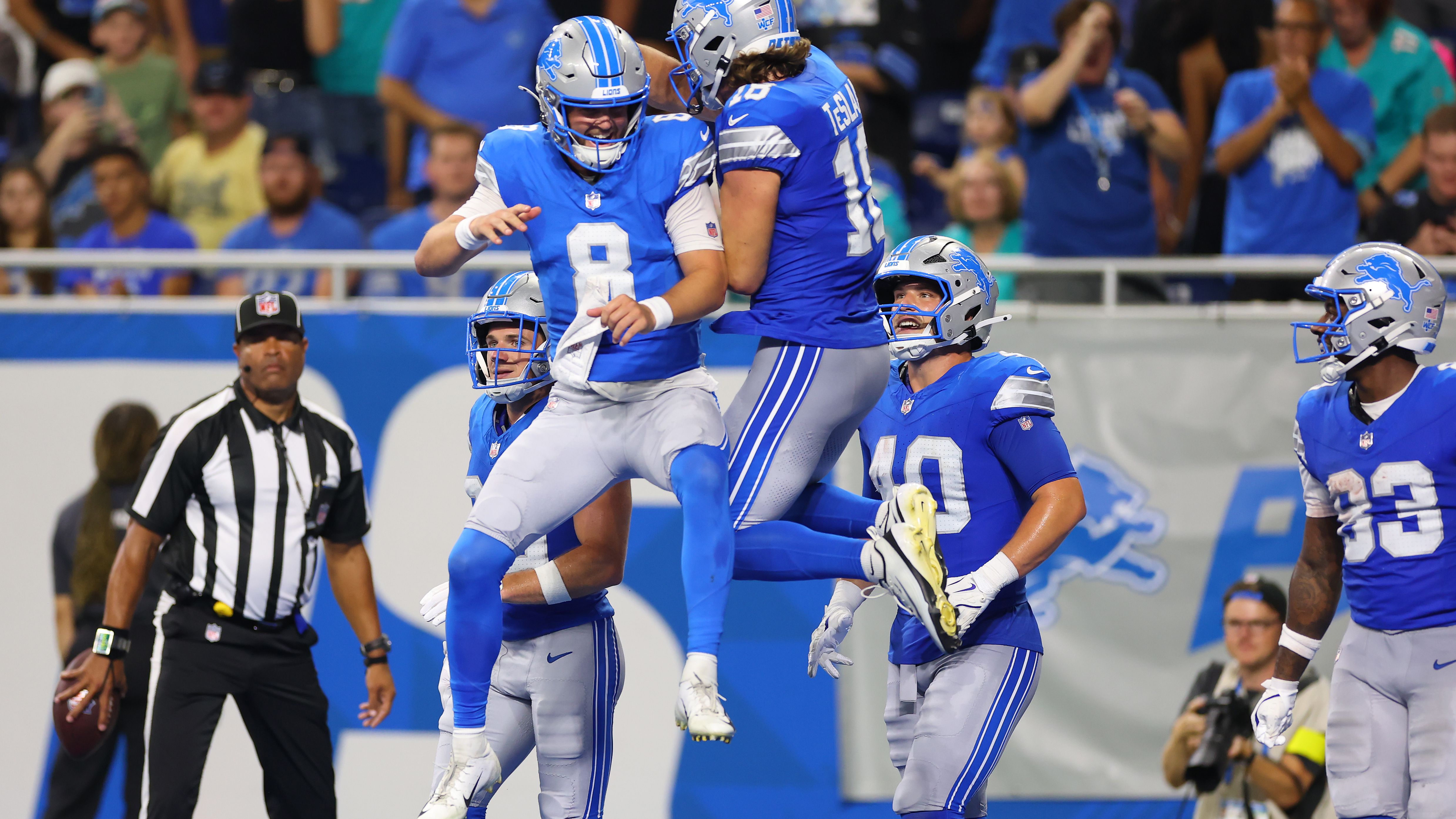 Green Bay Packers vs Detroit Lions NFL Preview: Team news, odds, tickets, predictions, live ...