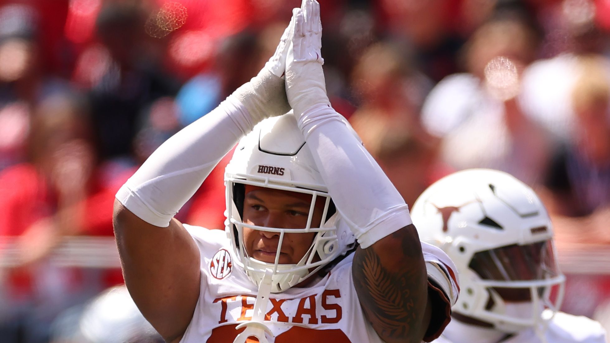 WATCH: USMNT's Alex Freeman challenges Texas University Football's Hero ...