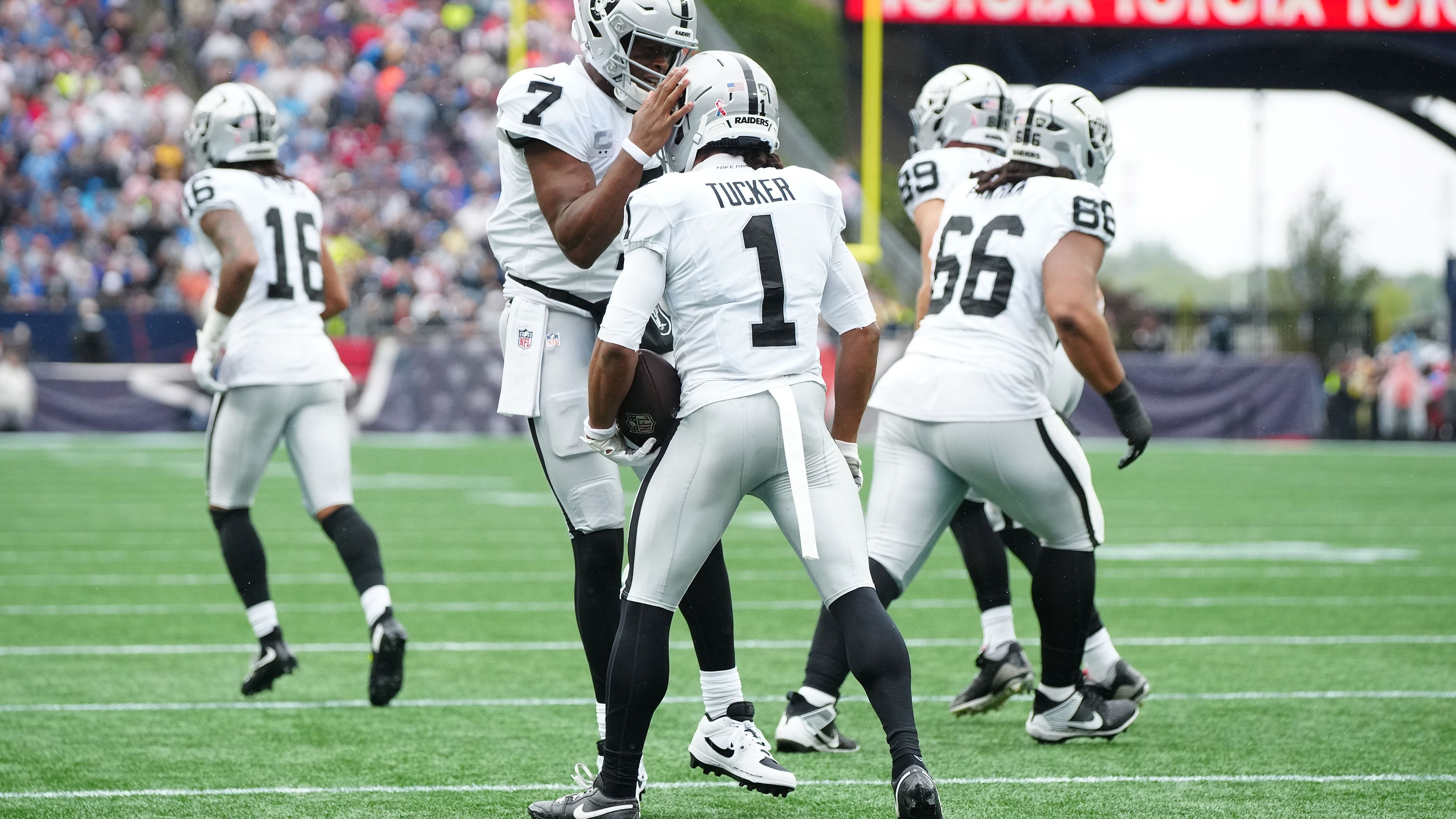 Las Vegas Raiders vs Los Angeles Chargers NFL Preview: Team news, betting, tickets, live stream ...