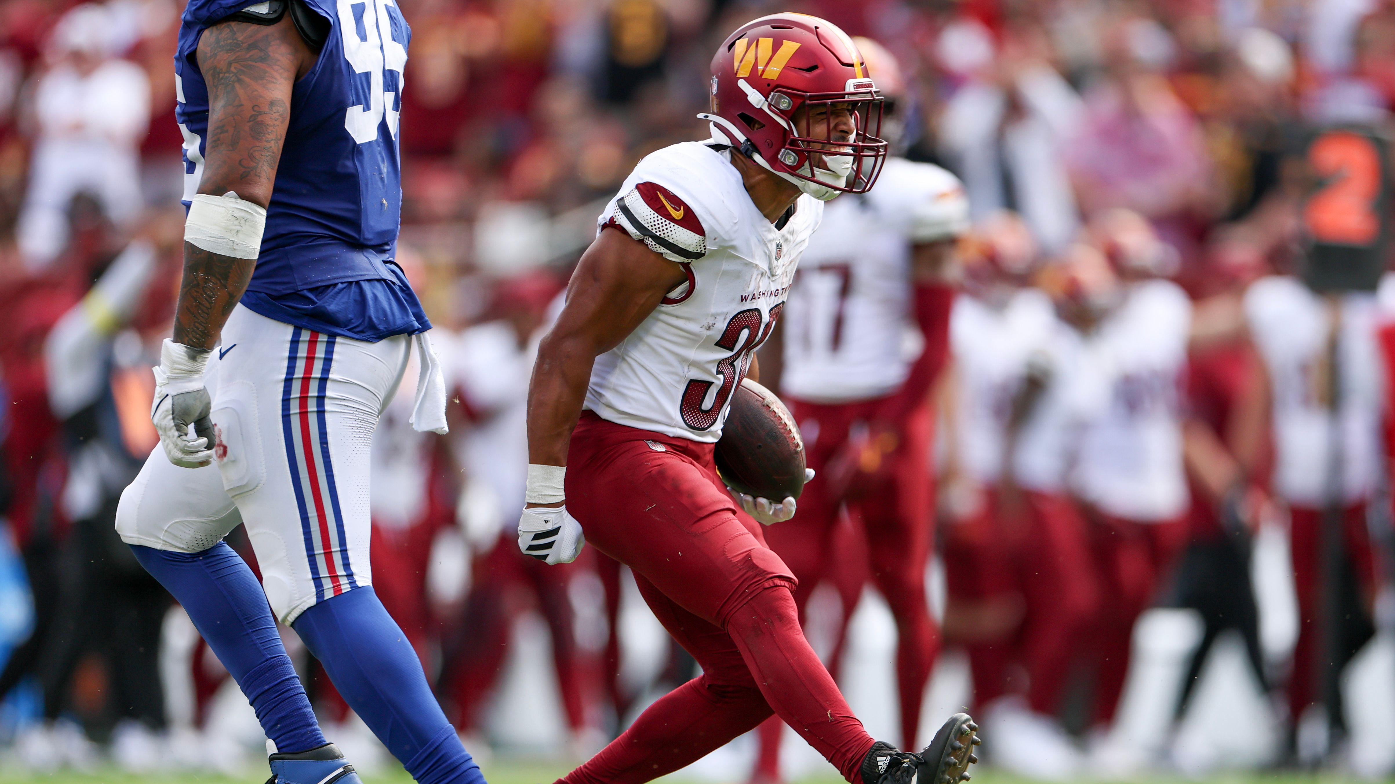 Commanders RB Austin Ekeler suffers Achilles tendon tear vs Packers ...