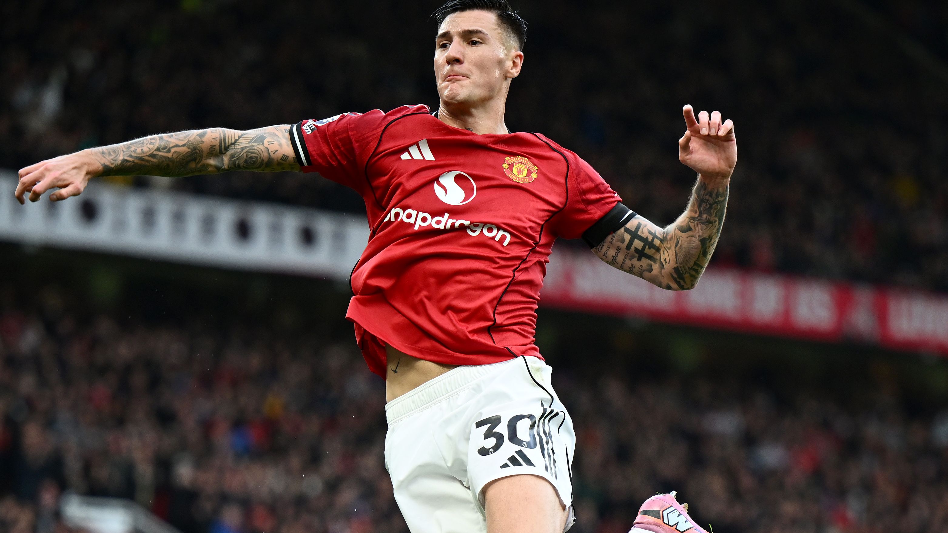 Liverpool vs Manchester United Preview: Team News, H2H, early injury ...