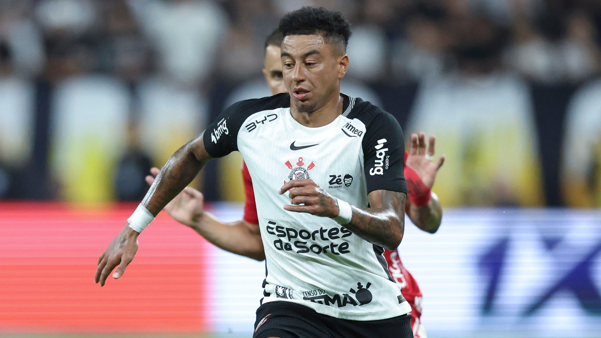 VIDEO: Jesse Lingard makes history with first goal for Corinthians as ...