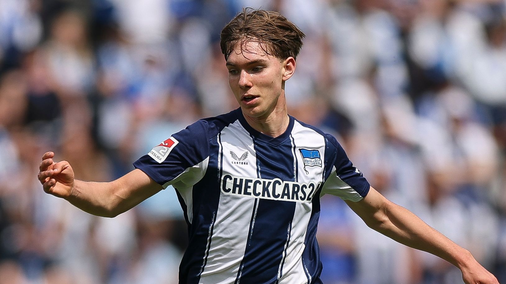'We wouldn't be doing our job!' - Bayern Munich transfer chief confirms ...