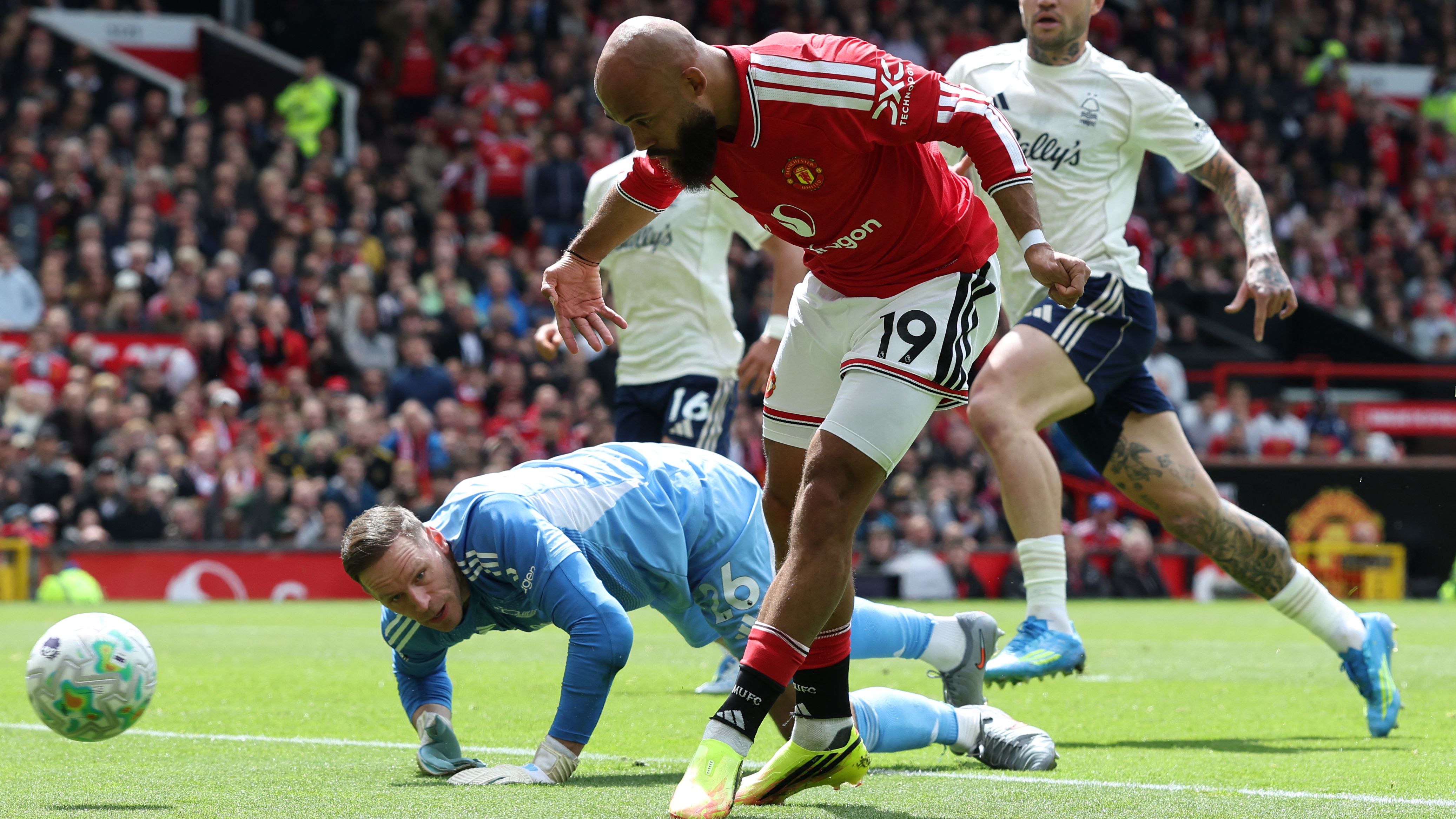 Manchester United player ratings vs Nottingham Forest: Brilliant Bruno ...