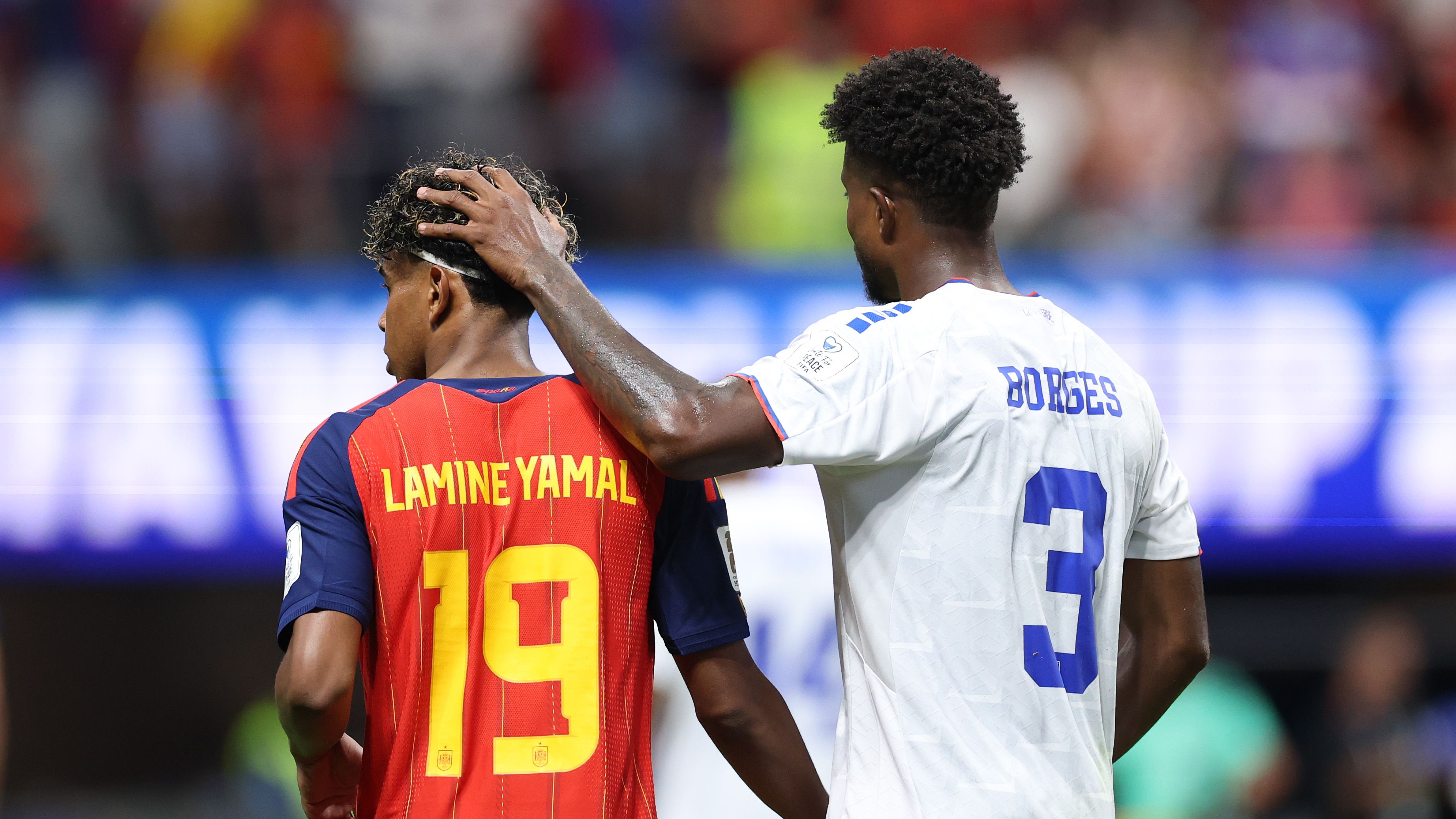 A Espanha sofre uma enorme humilhação logo na estreia na Copa do Mundo ...
